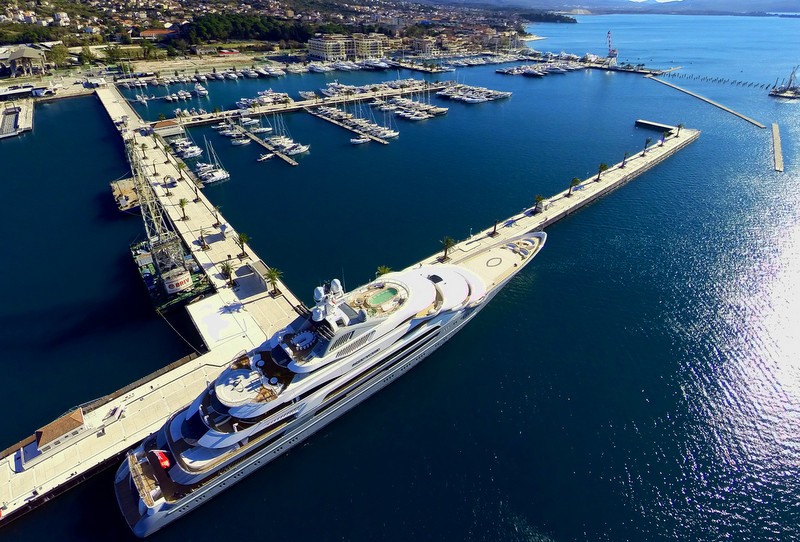 Yacht OCEAN VICTORY, a Fincantieri Superyacht | CHARTERWORLD Luxury ...